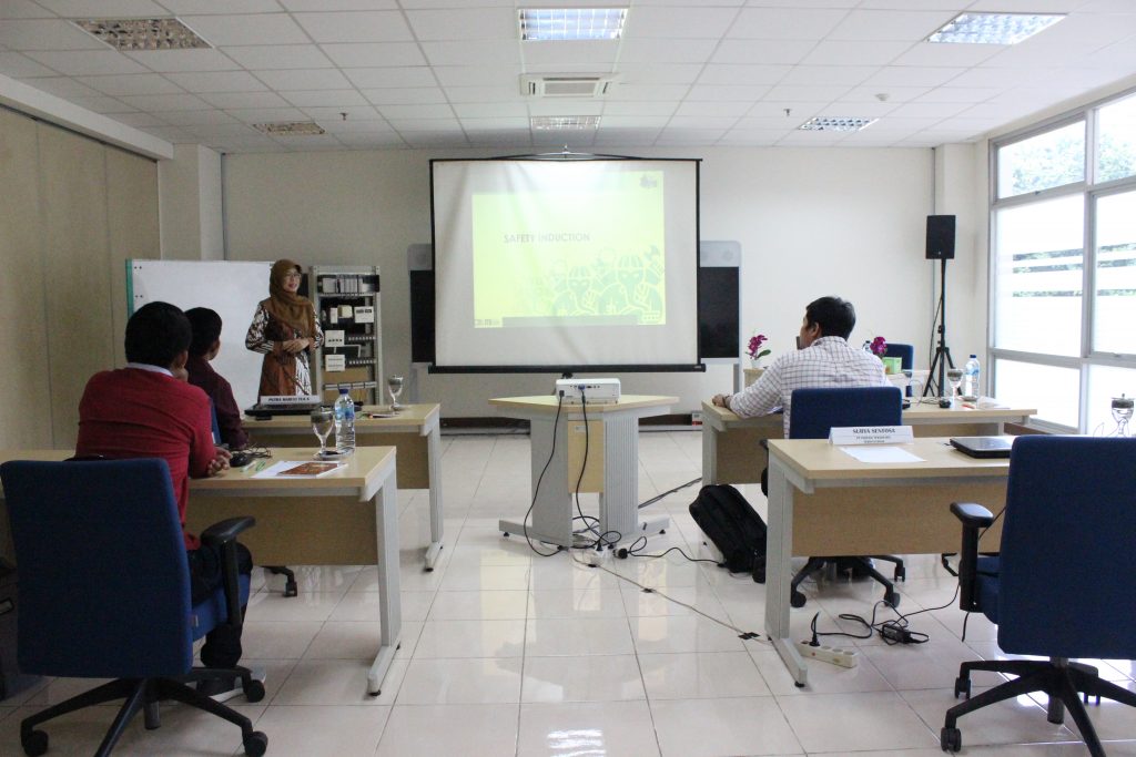 Pusat Teknologi Instrumentasi dan Otomasi Pelatihan Programmable Logic ...