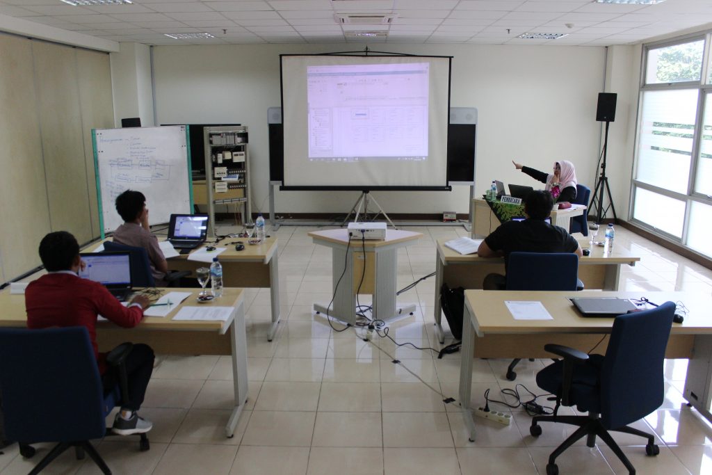 Pusat Teknologi Instrumentasi dan Otomasi Pelatihan Programmable Logic ...